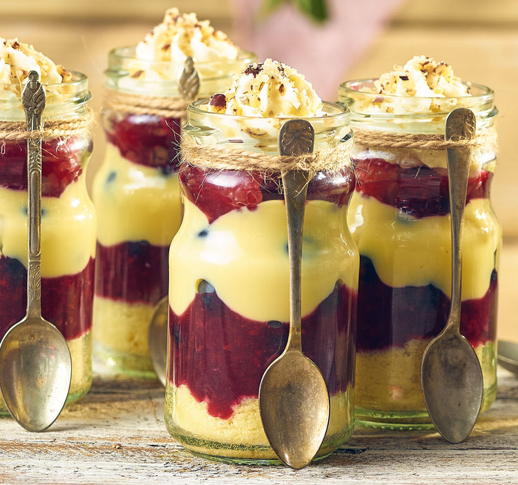 Summer Berry Mini Trifles – Bennett Opie